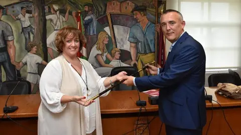 PNV y PSE-EE reeditan el pacto para gobernar en Abanto-Zierbena